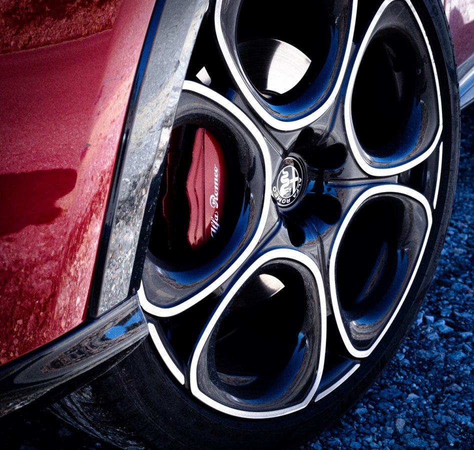 TheItalianDrive: Alfa Romeo Tonale Ηybrid VGT 160 - The Italian Job ...